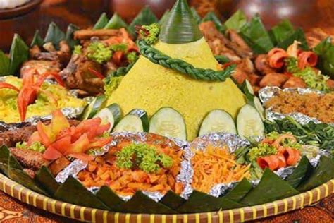 Nasi Tumpeng Komplit Resep Masakan Komplit