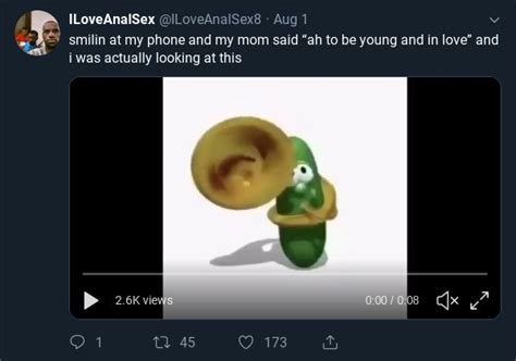 Cucumber Love Scrolller