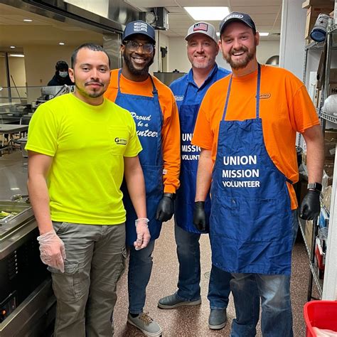 Garneygivesback Garney Construction