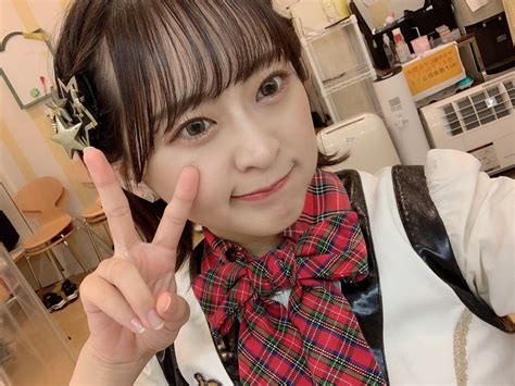 都築里佳 On Twitter 手をつなぎながら公演 ありがとうございました〜🤝 だいすきゆづあみ😘😘
