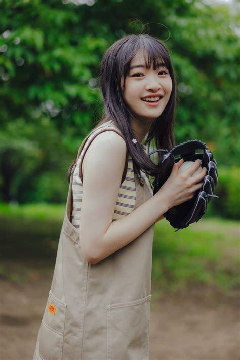 櫻坂46小島凪紗がwith賞を受賞不登校になりかけた私を救ってくれたのは櫻坂46の楽曲でしたvol 1 with