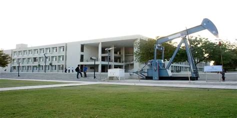 Pdeu Mba Admissions 2024 Open Check Details Here