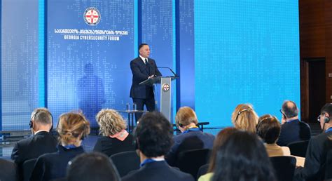 ვახტანგ გომელაური მსურს მადლობა გადავუხადო ჩვენს საერთაშორისო