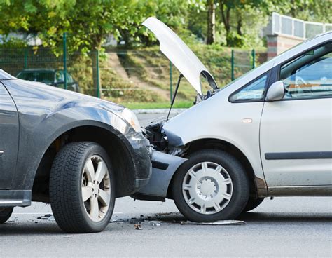 Common Head On Collision Injuries Get Gordon Mckernan