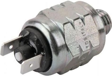 Cnh Czujnik Wspomagania Na Pompie New Holland 47654155 Opinie I Ceny