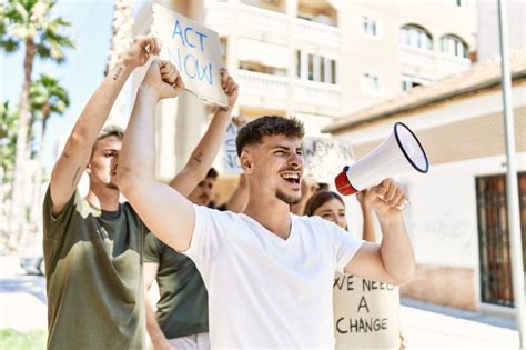 arek dreyer on linkedin our respondents think that approximately 55 of their male colleagues are…