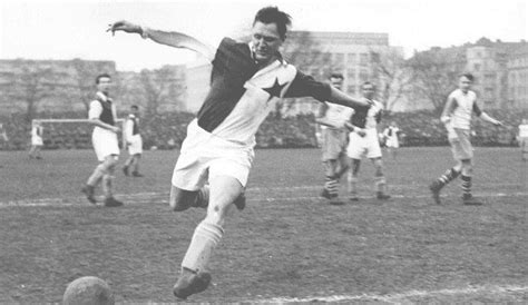 Maiores Artilheiros Da HistÓria Do Futebol Na Atualidade Messi
