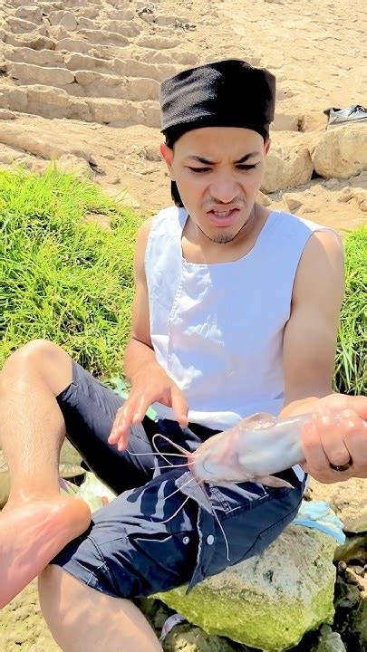 مين عارف ده ايه Youtube