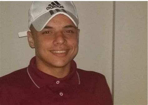 Jovem é Assassinado Enquanto Dançava Com Namorada Em Festa Junina No