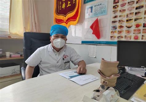 西安东大肛肠医院：肛周脓肿千万不能挤症状向先生治疗