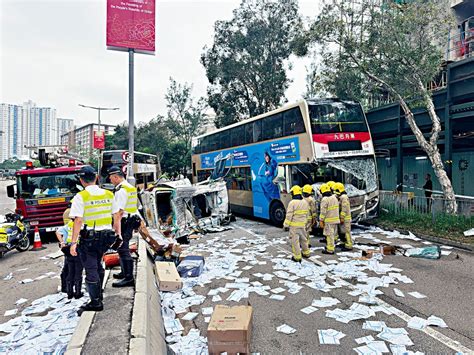 客貨車越線撼九巴 1死2傷