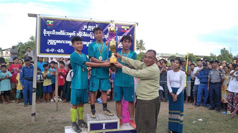 ခန္တီးမြို့၌ မိုးရာသီအထိမ်းအမှတ် ခရိုင်စီမံခန့်ခွဲရေးနှင့် အုပ်ချုပ