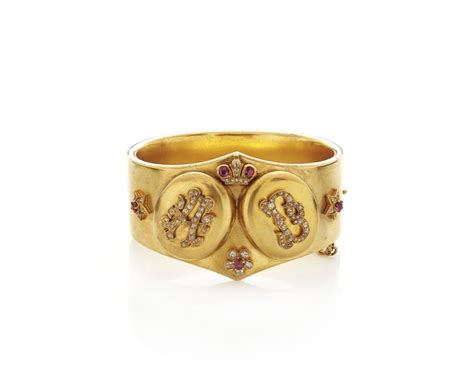Imperial Crown Gold Bracelet With Royal Photographs