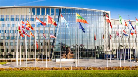 Под въпрос ли е единството на НАТО преди срещата на върха в Хага Nova News