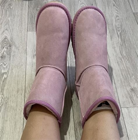 Угги розовые — ціна 350 грн у каталозі Уггі Купити жіночі речі за доступною ціною на Шафі