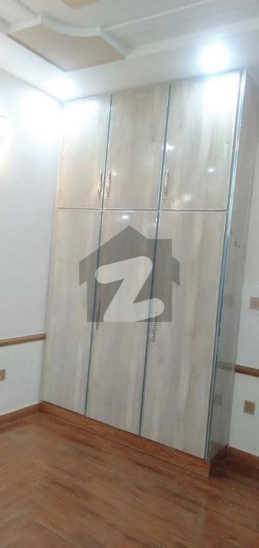 Vip Beautiful 5 Marla Upper Portion Is Available For Rent In Sabzazar