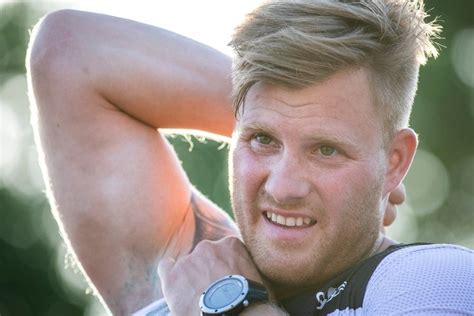 Classify Latvian Javelin Thrower