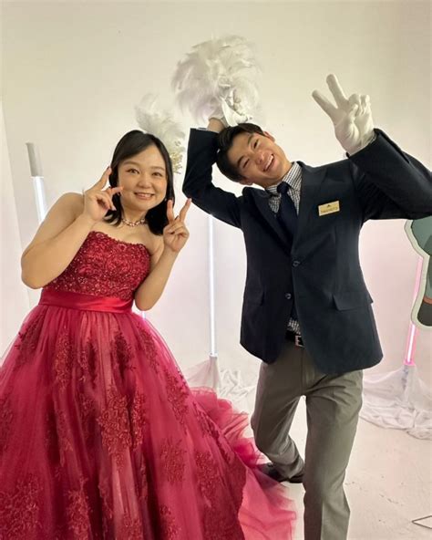 蛙亭・イワクラ、“推し色”の真っ赤なウエディング姿を披露！ 「イワクラさん可愛かった！」22 All About ニュース