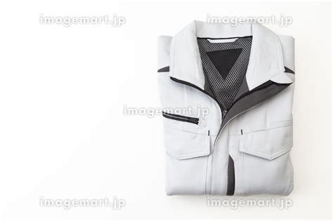 折りたたまれた作業服の写真素材 253961955 イメージマート