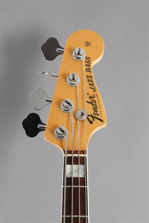 2016 Fender American Vintage 74 Avri Jazz Bass Black Guitar Chimp