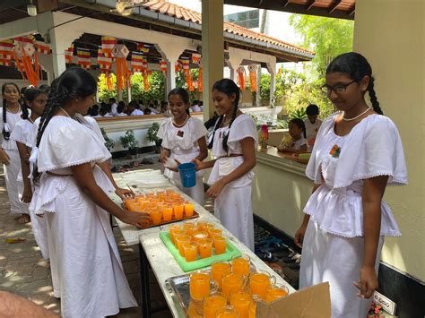 සිරි සීවලී දහම් පාසල 127 වන සමස්ත ලංකා දහම් පාසල් දිනය අදයි මහින්දාගමනෙන් පසු ආරම්භ වූ ශ්‍රී