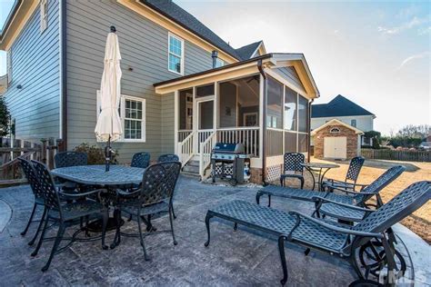 1601 Wingers Ct Fuquay Varina Nc 27526 ®