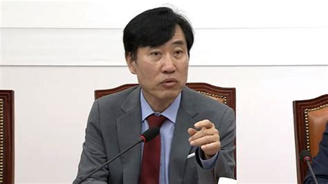 하태경 방통위에 온라인상 518 가짜뉴스 삭제 요청할 것