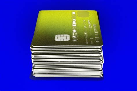 How Many Credit Cards Should I Have Experts Weigh In Fortune Recommends