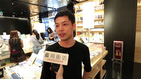 【趣问街访】女生在什么时候最好追？听听小哥怎么说，总结的很到位！ Youtube