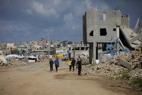 Zes Doden Na Israëlische Luchtaanval Op Gaza Hamas Wil Gijzelaars