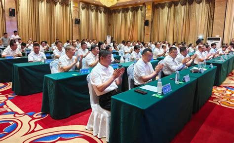 阿拉善盟行政公署 工作信息 总投资1604亿元！阿拉善盟煤炭储配交易基地项目今日集中签约