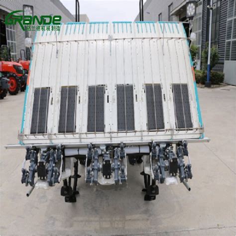 Paddy 6 Rows Riding Type Rice Transplanter Planting Machine