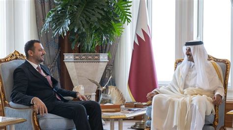 Amir Receives Credentials Of Five New Ambassadors Read Qatar Tribune
