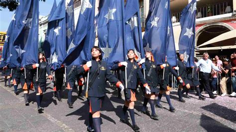 La Saga 113 Aniversario De La RevoluciÓn Mexicana Desfiles Y Medallas