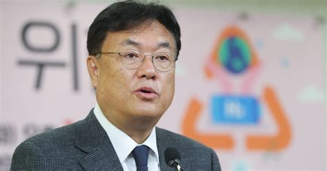 정진석 ‘희생자 명단 공개 매체에 “가장 비열하고 반인권적인 폭력”