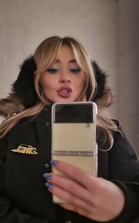 Sabrina Carpenter Nude Porn Pictures Xxx Photos Sex Images 4056181