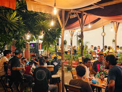 ရွှေဂဏန်း ရခိုင်ရိုးရာ လက်ညှစ်မုန့်တီ နှင့် ပင်လယ် အစားအစာ အိပ်ရေးဝဝ အိပ်စက်ပါ 😪 တစ်နေ့ကို အိပ