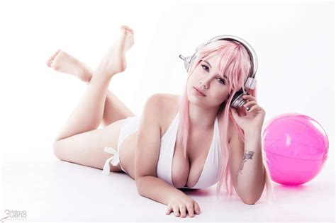 Freya Cosplay As Super Sonico Scrolller