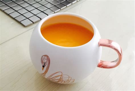 【奶香南瓜浓汤的做法步骤图，怎么做好吃】水磨雪下厨房