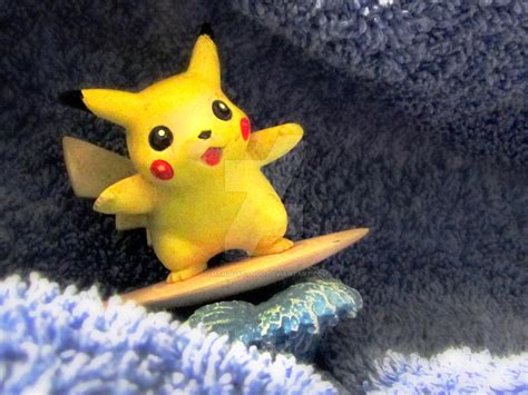 Surfing Pikachu By Xmangoxtango On Deviantart