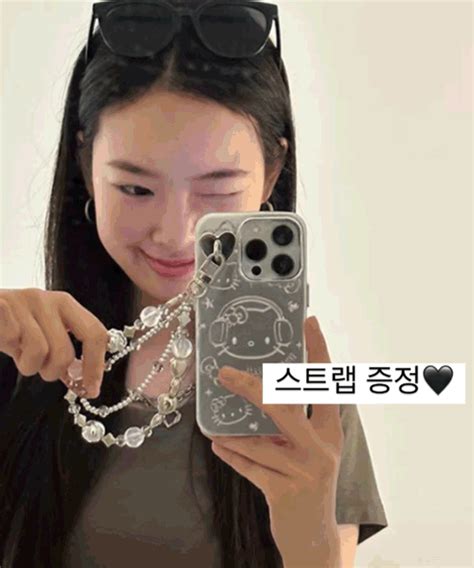 당일출고🫧특가진행 스트랩증정🫧 Mz 실버 헤드셋 키티케이스 키링 스트랩세트 아이폰케이스 귀여운케이스 특이한케이스 유니크케이스 아이폰11 12 13 14 15 프로 맥스