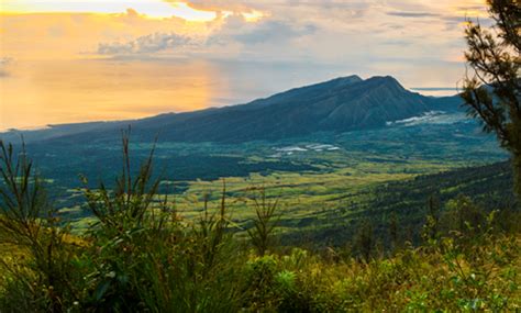 Tempat Menarik Di Indonesia Taman Negara Rinjani
