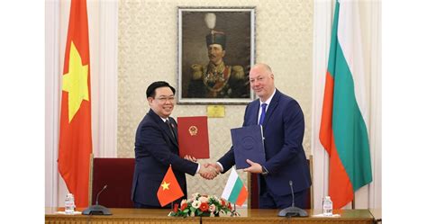 Росен Желязков и Въонг Дин Хуе подписаха меморандум за разбирателство