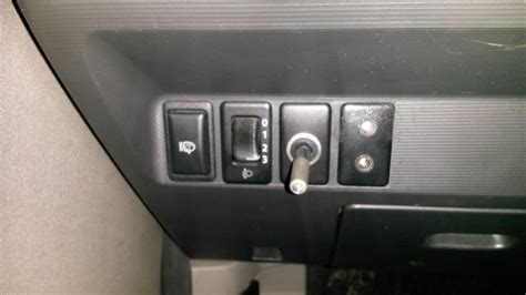 видеорегистратор Hdd — Nissan X Trail I T30 2 л 2003 года тюнинг