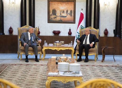 فخامة رئيس الجمهورية يزور نائب رئيس الوزراء وزير الخارجية لتقديم