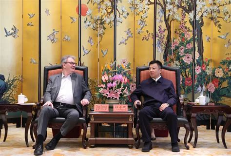 法国国际私募股权投资大会高层来锡考察 杜小刚与吉勒·巴赫萨会谈