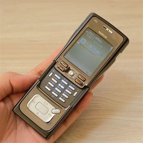 نوستالژی نوکیا بازگشت به عصر گوشی‌های کلاسیک با نوکیا N91 عکس