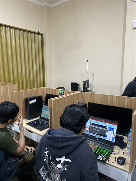 Zettacamp Bootcamp Gratis Dengan Jaminan Kerja