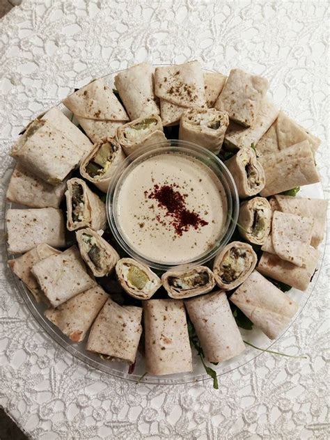 ‎מאמא מיה בופה חלבי מאמא מיה בופה חלבי ומגשי אירוח