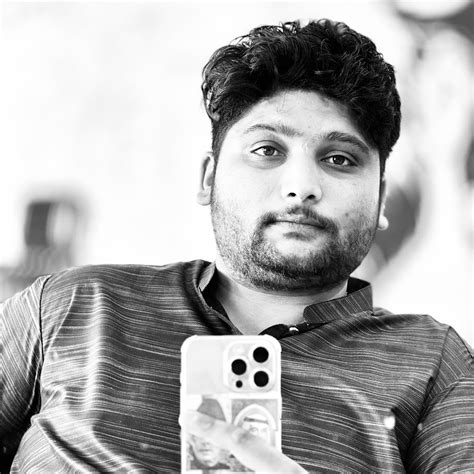 مہر اویس صاحب Youtube